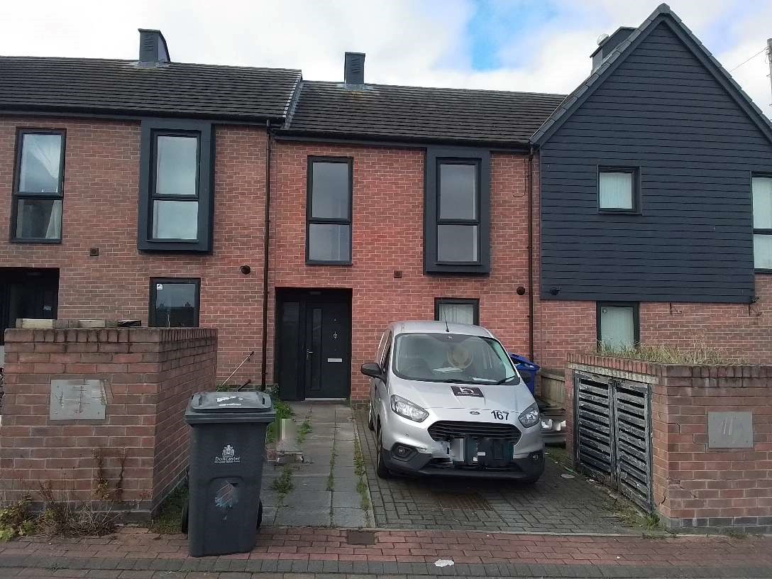 St Leger | Voids Search List